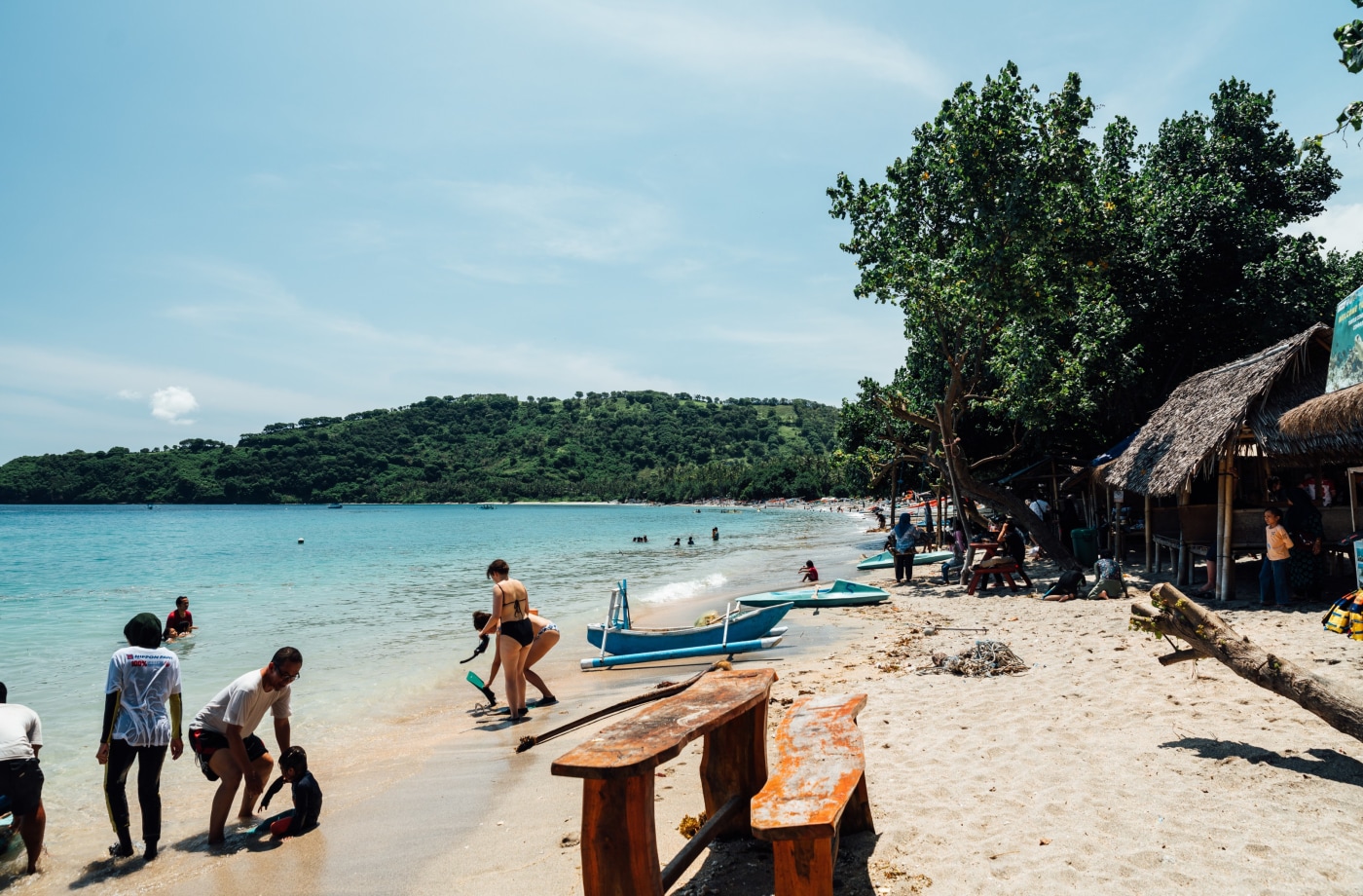 Freiwilligenarbeit - Sozialarbeit mit Kindern und Unterrichten auf ...